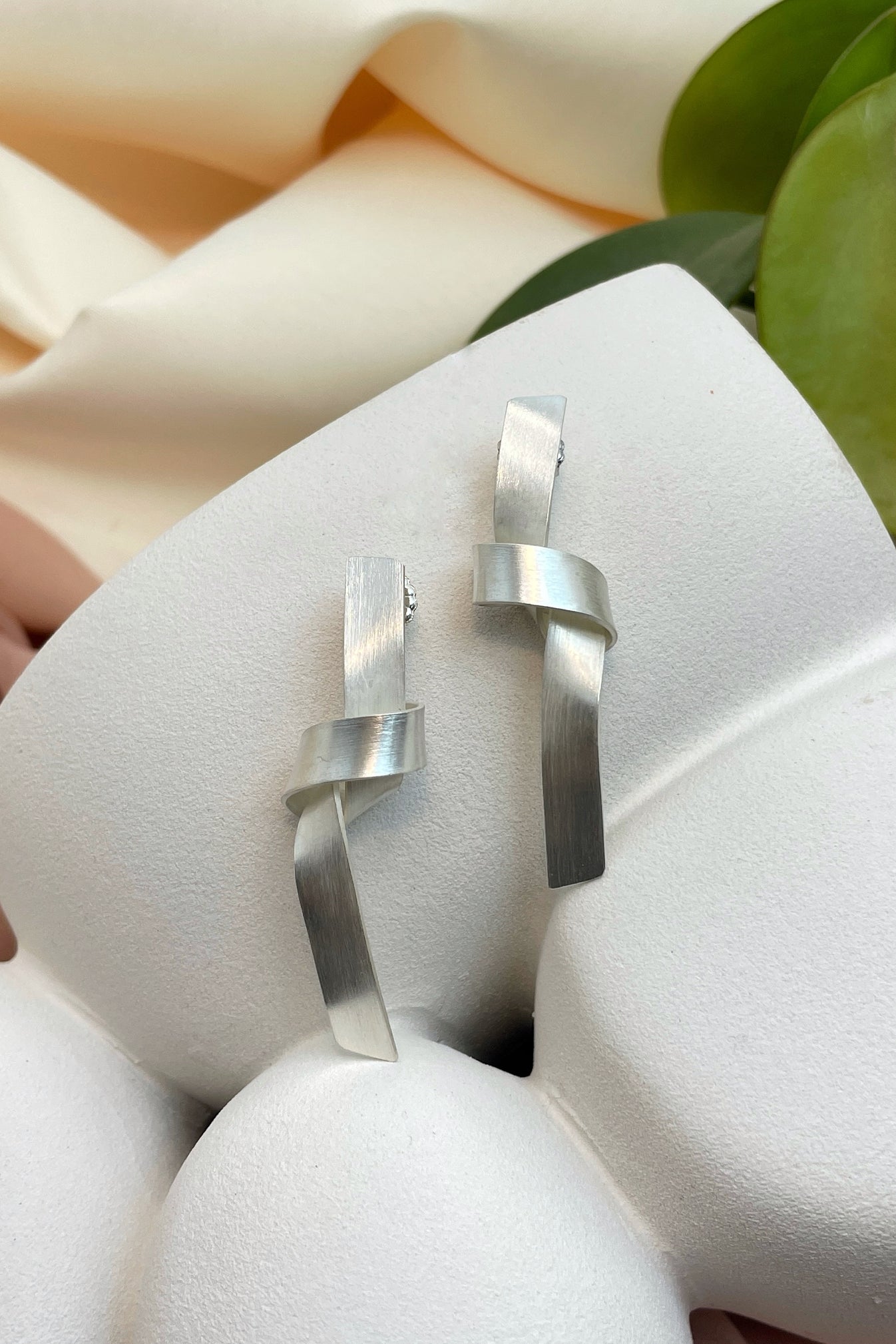 Jewelust Knotted Earrings - Art Jewwellery - Made in Canada - Jewelust